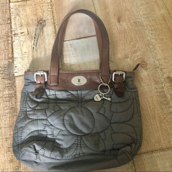 Fossil | Bags | Fossilkeypergray Floral Quilted Leatherbag | Poshmark